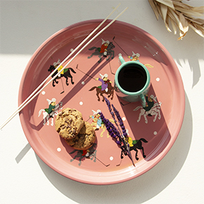 PINK ROUND TRAY 32CM HF