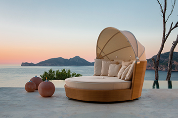 POINT | Designer Sunbeds | Outdoor Furniture